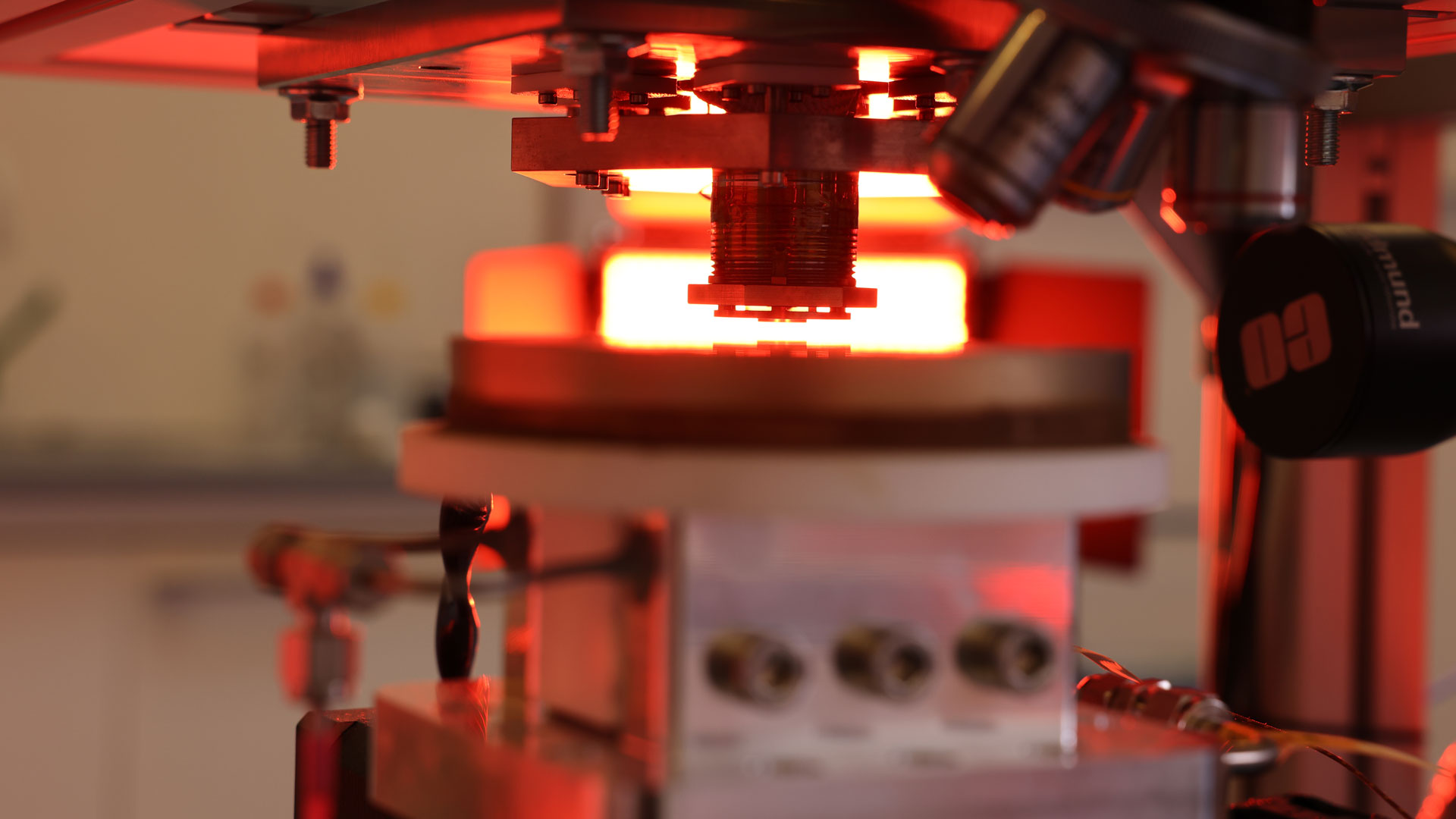 Full speed on start-up with nanoscale 3D prints