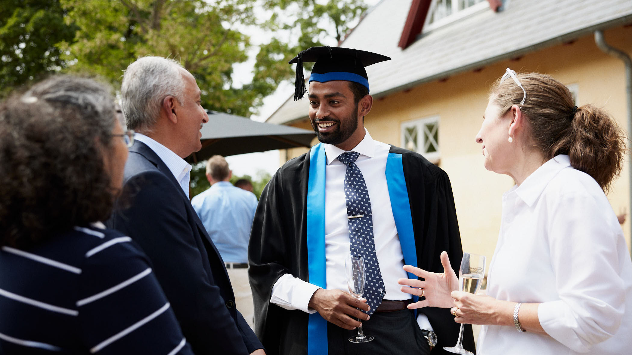 21 top managers complete further education at DTU